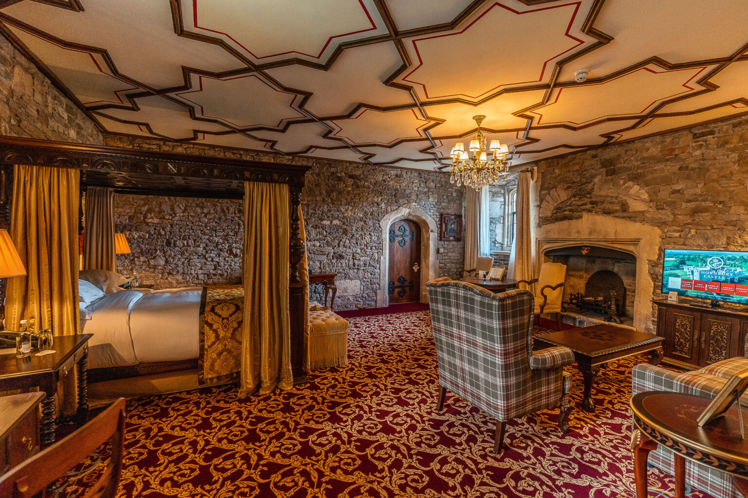 England Royal Castle Rooms – Thornbury Castle